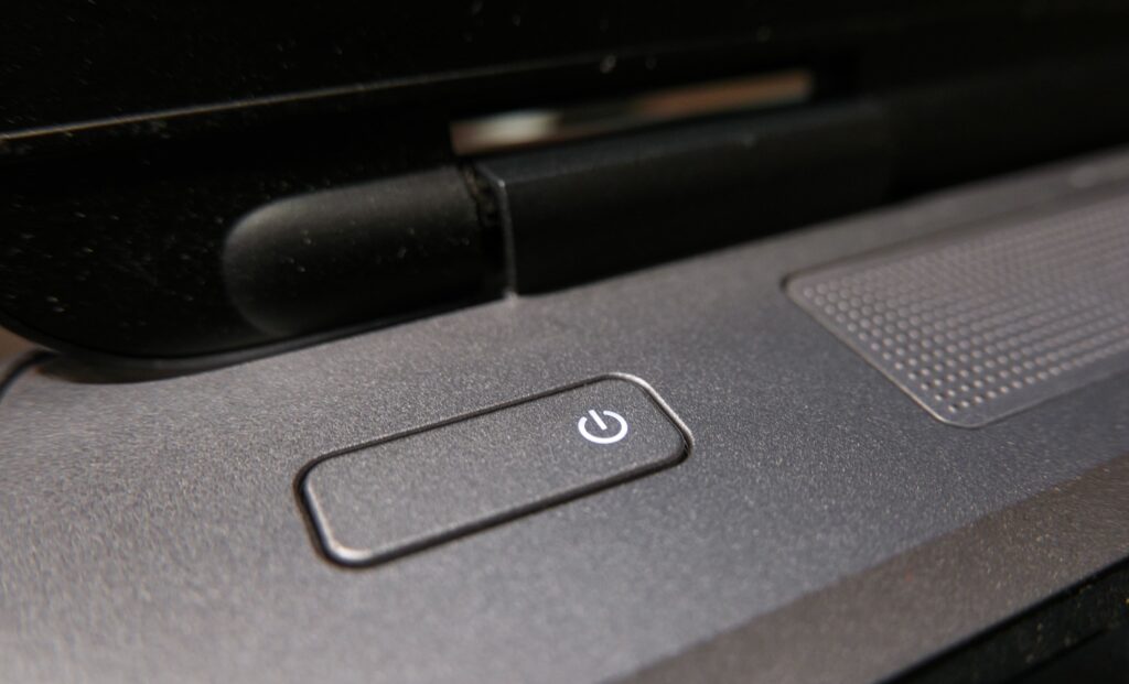 ¿Por qué mi laptop no prende? | Observatorio Educativo